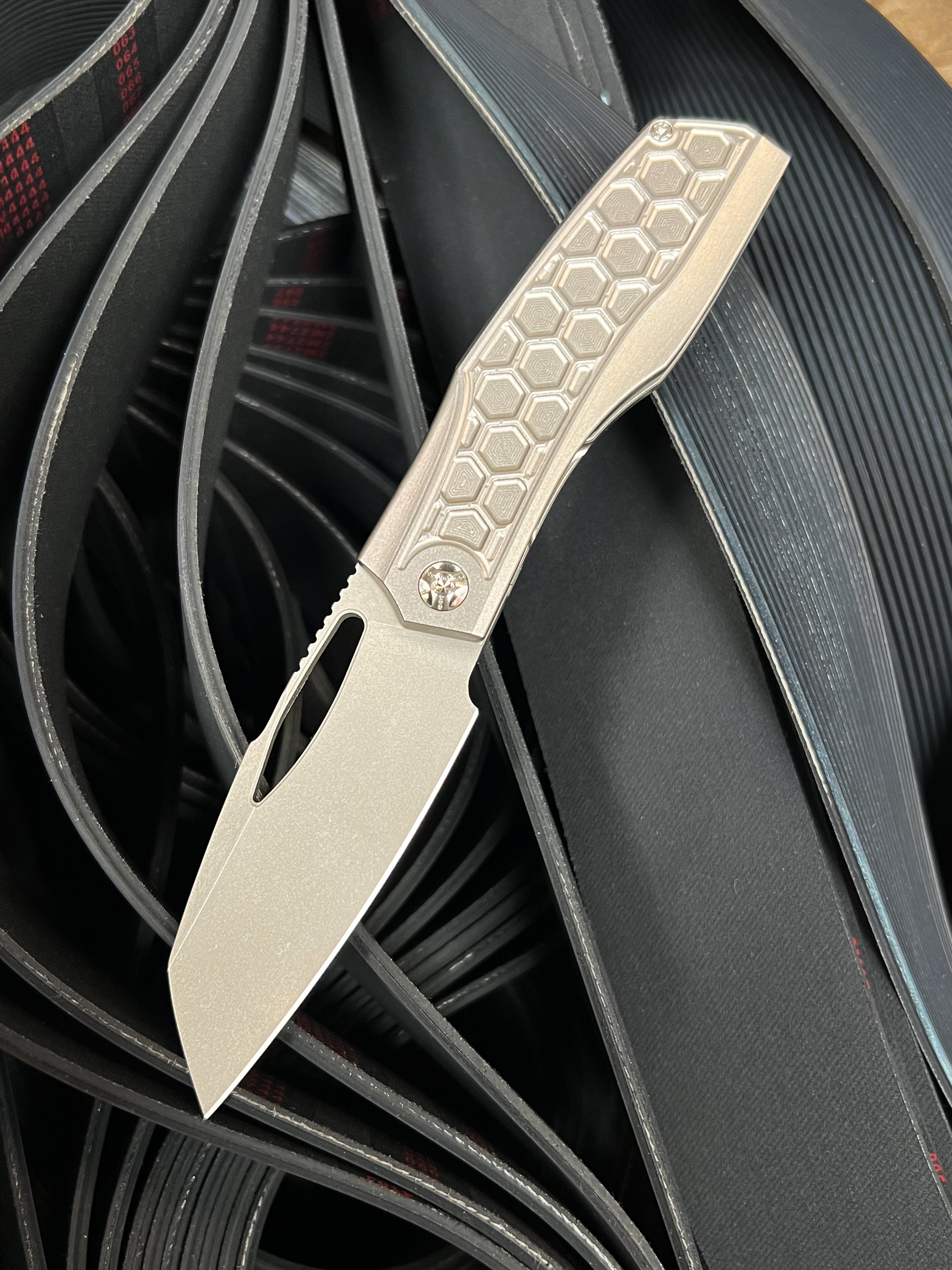 Protean Drop 42 - Honeycomb – Prince Customs