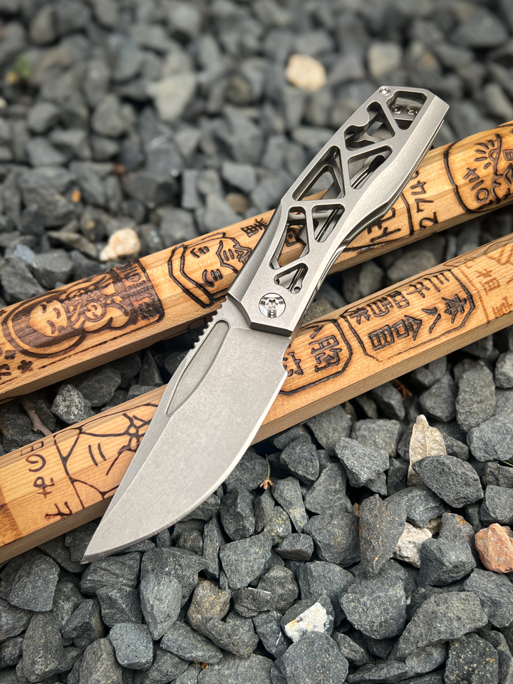 Prince Customs Fine Knives and Accessories