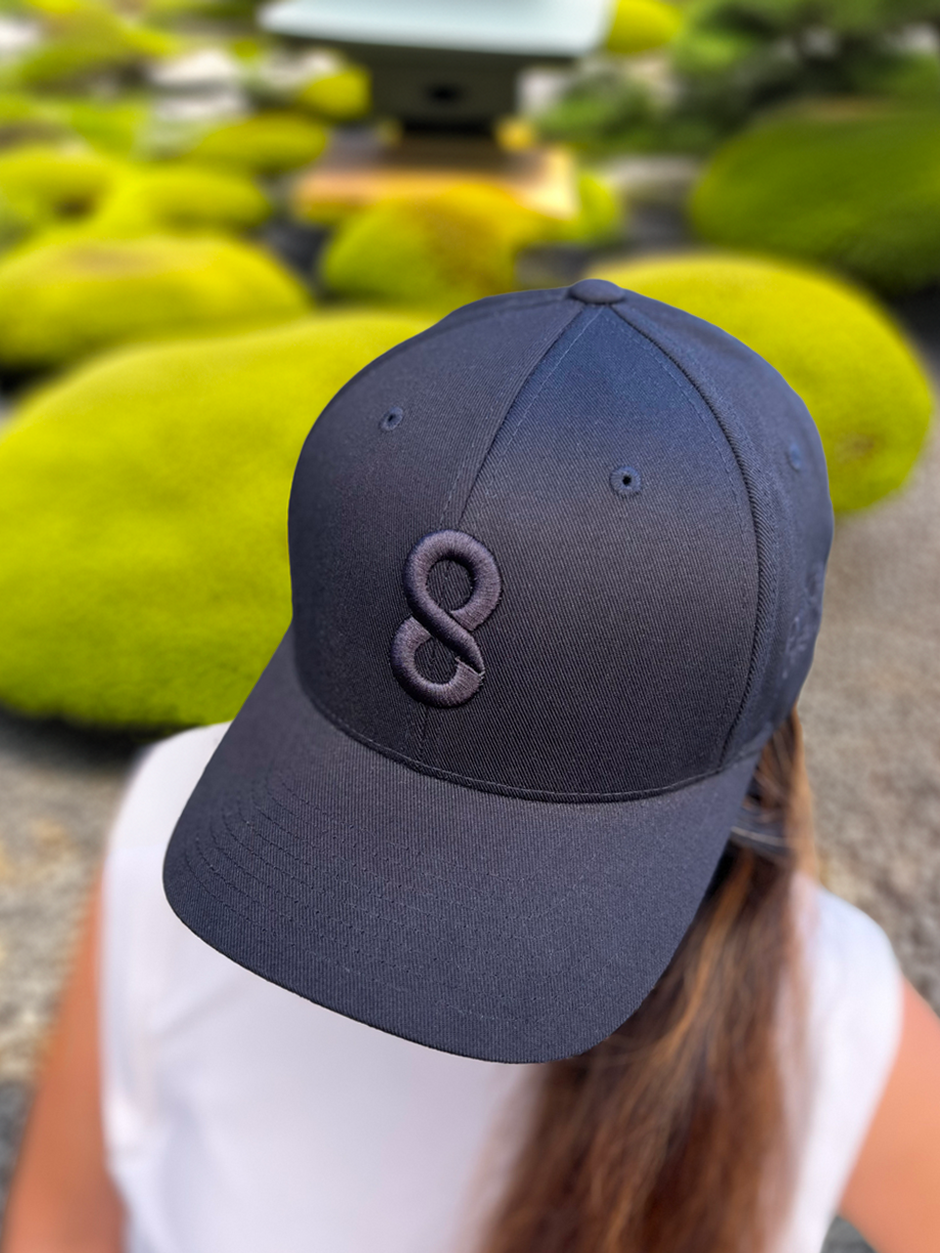 Prince Customs Fine Knives and Accessories